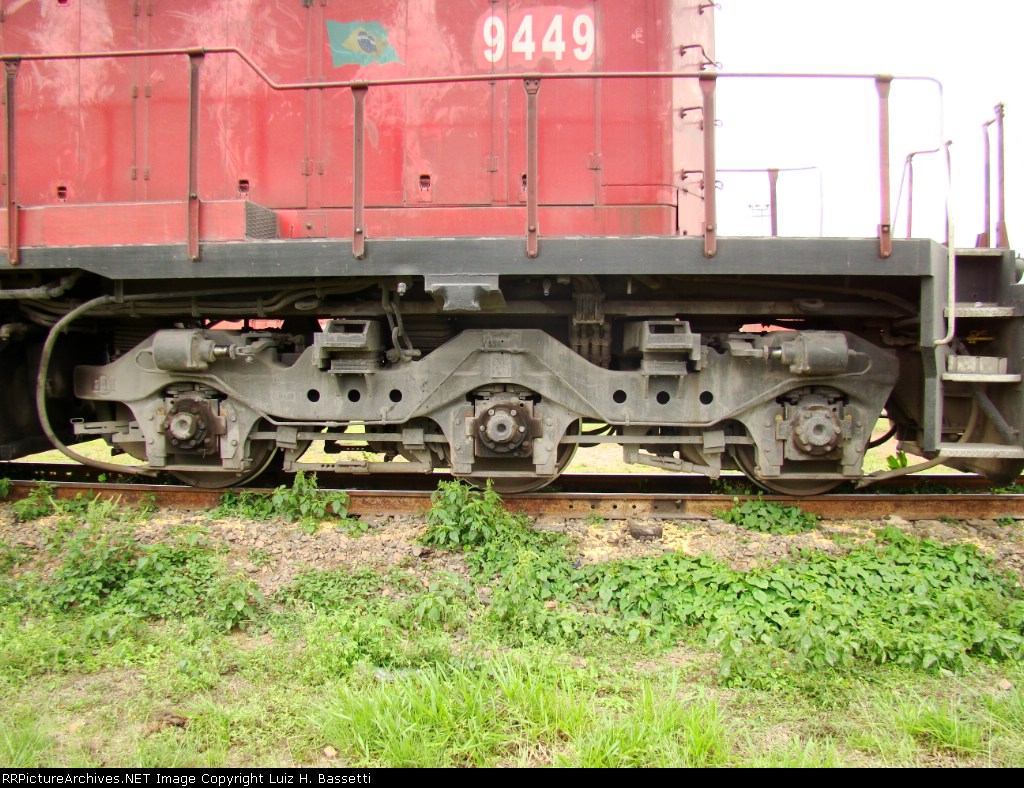 SD40-2 9449 TRUCK DETAIL
